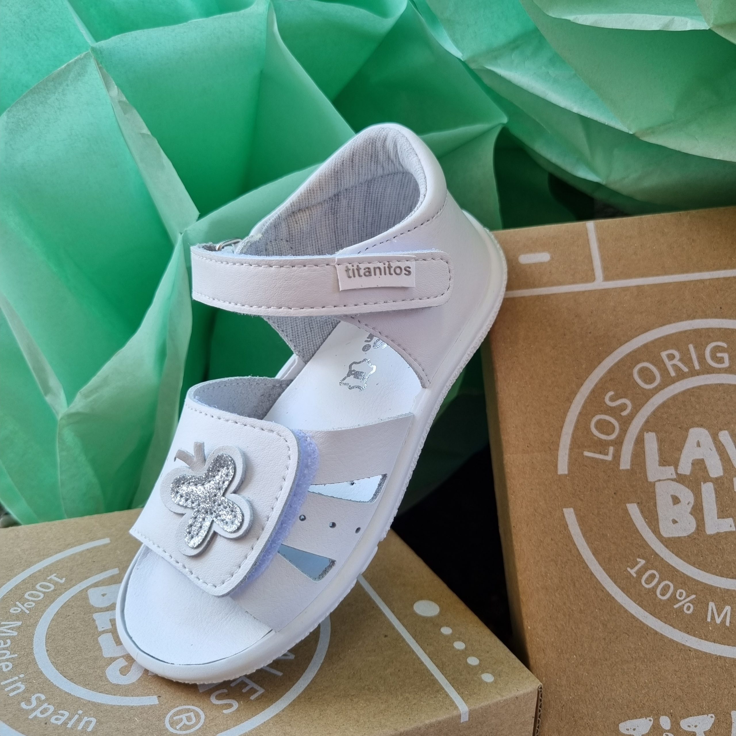 Sandalia velcro "Mariposa" niña blanco - TITANITOS - Uhane