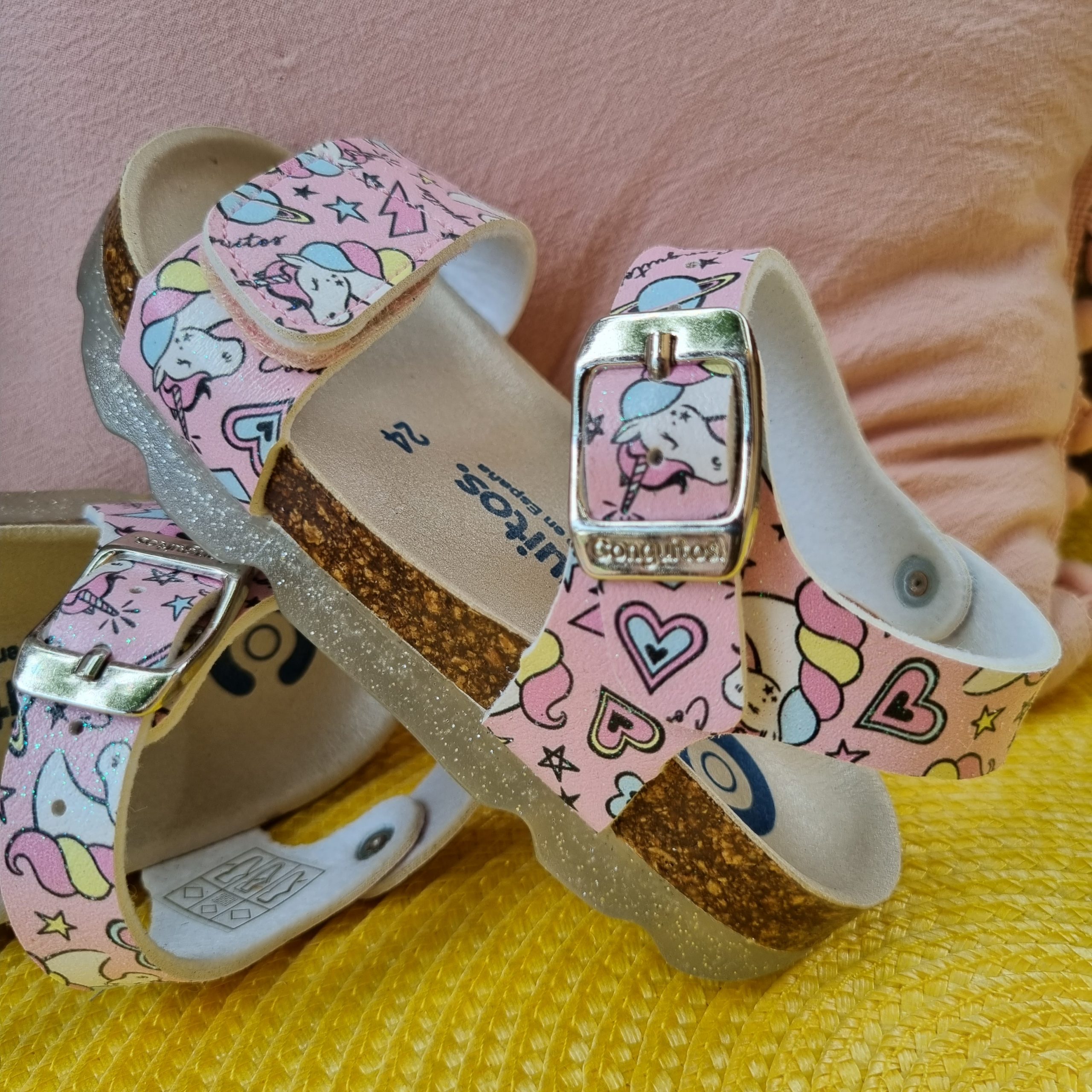 Sandalia bio rosa "UNICORNIOS" - CONGUITOS - Uhane